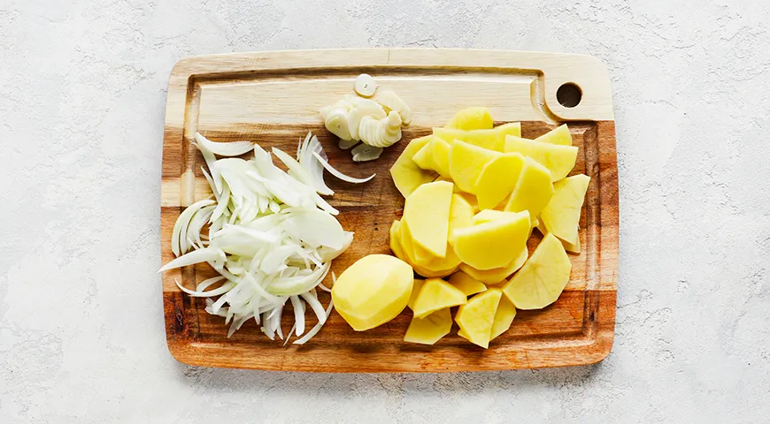 Тушеная картошка с курицей, пошаговый рецепт с фото